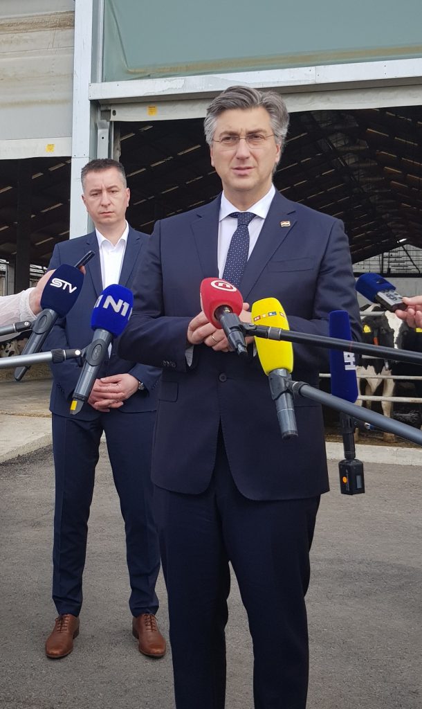 Predsjednik Vlade RH sa suradnicima posjetio Belje